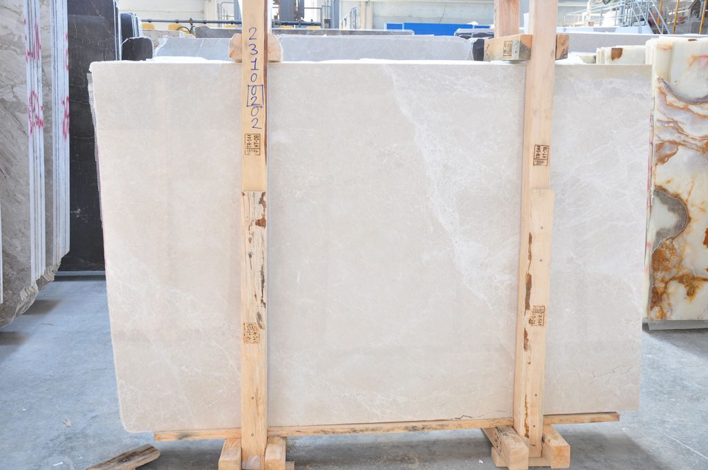 Spider Beige Slab | Artistik Stone
